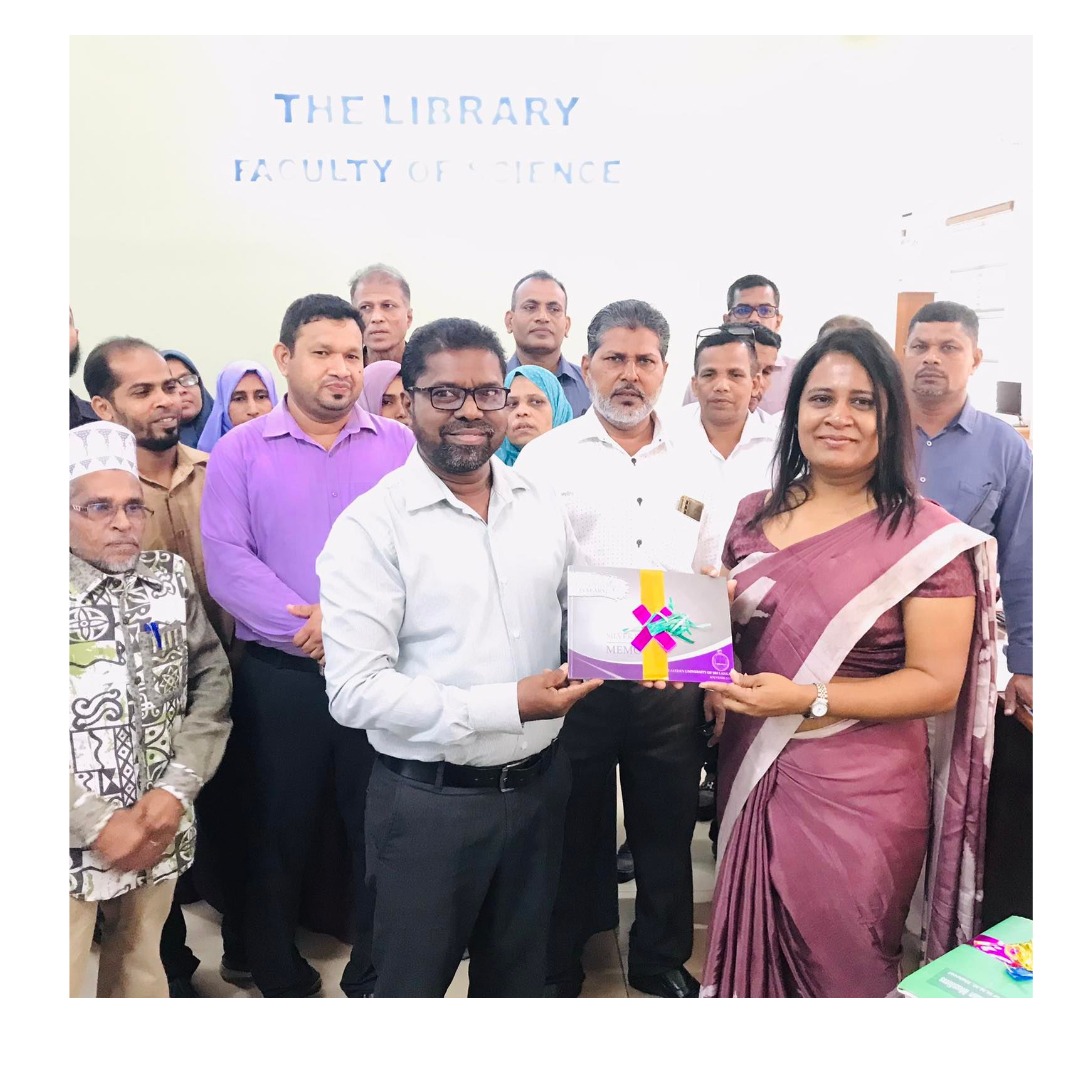 A-Day-Out of Library Staff of SEUSL: An Official Visit to the Library ...